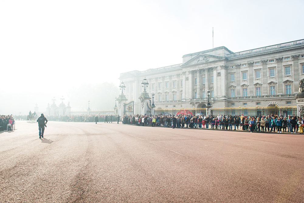 Buckingham palace finish - WOB 2015 - Chase Expeditions — Chase Expeditions